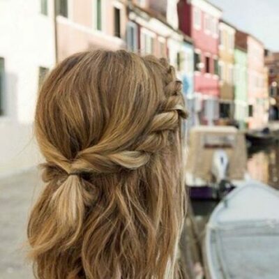 Oktoberfest Hairstyles to Elevate Your Dirndl Dresses
